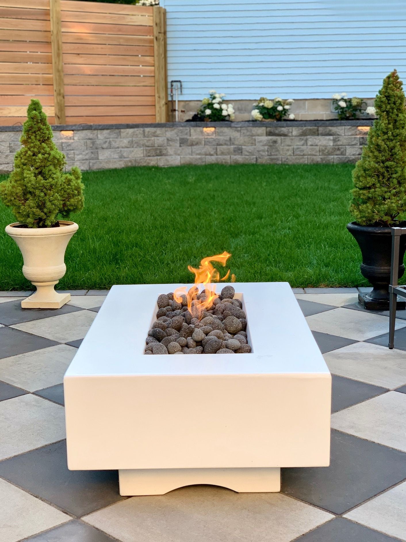 Del Mar Rectangular Fire Pit | Elegant GFRC Concrete in Timeless Gray ...