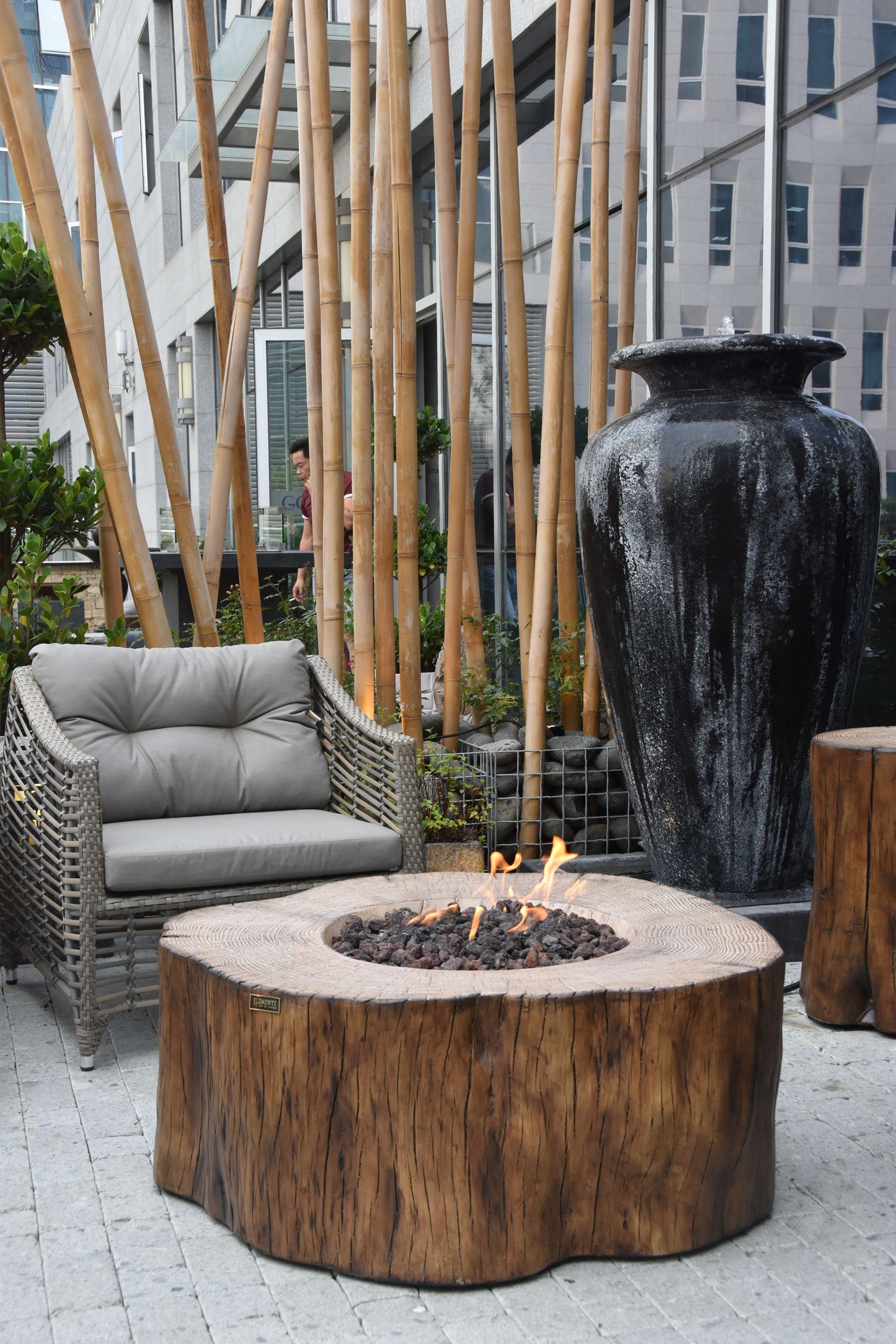 Elementi Manchester Fire Table - Outdoor Elegance | 45,000 BTUs ...
