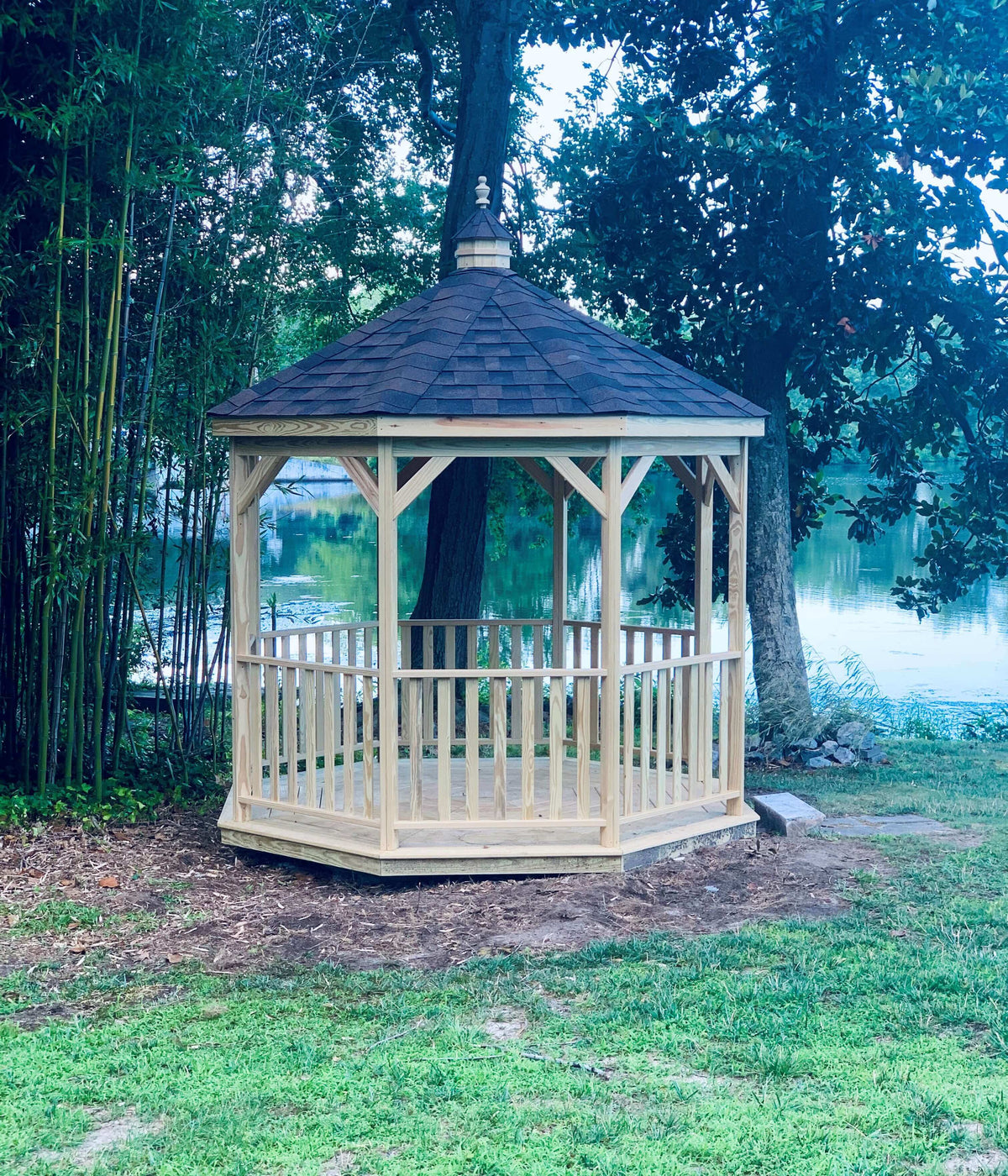 Amish Gazebos 10 Foot Wood Gazebo-In-A-Box with Floor - Luxury Shade ...