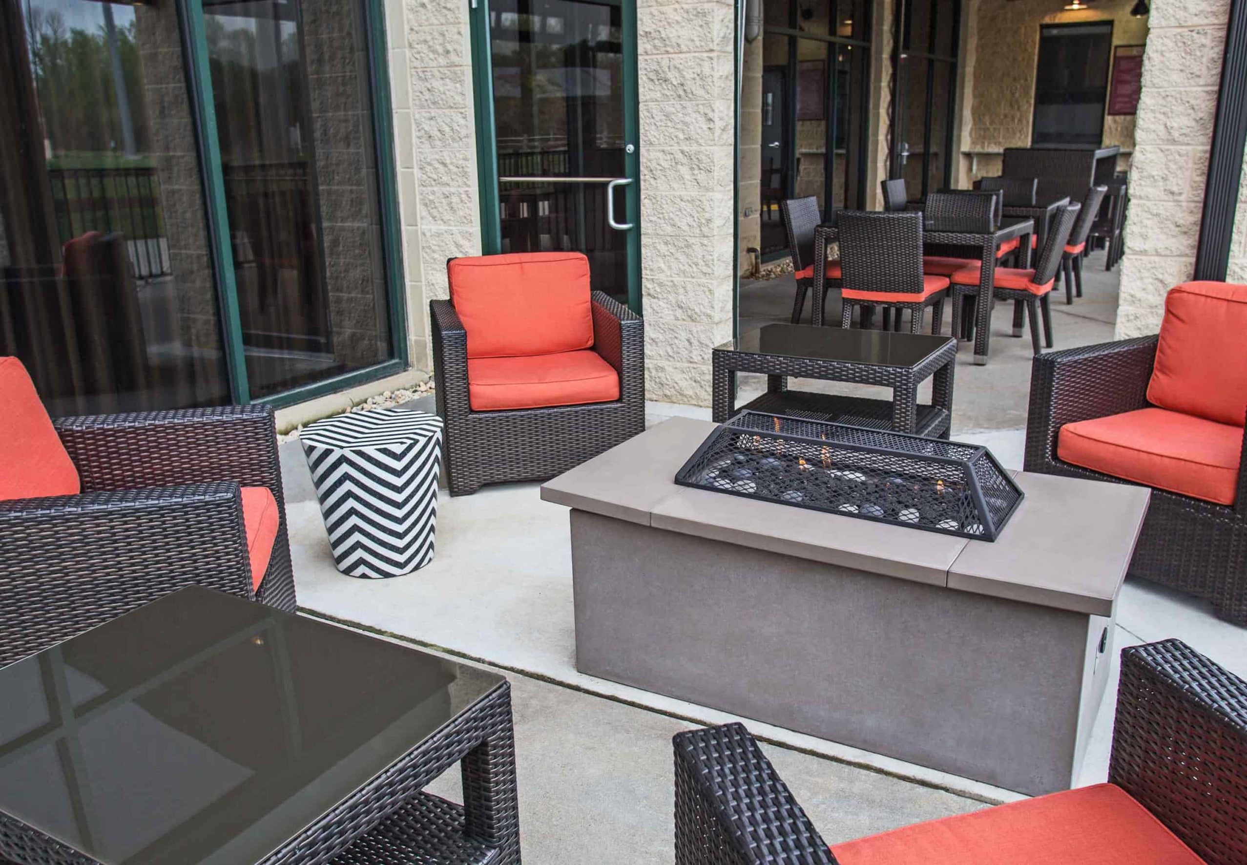 Solus Decor Firetable: Modern Outdoor Luxury & Warmth Fire Pit ...
