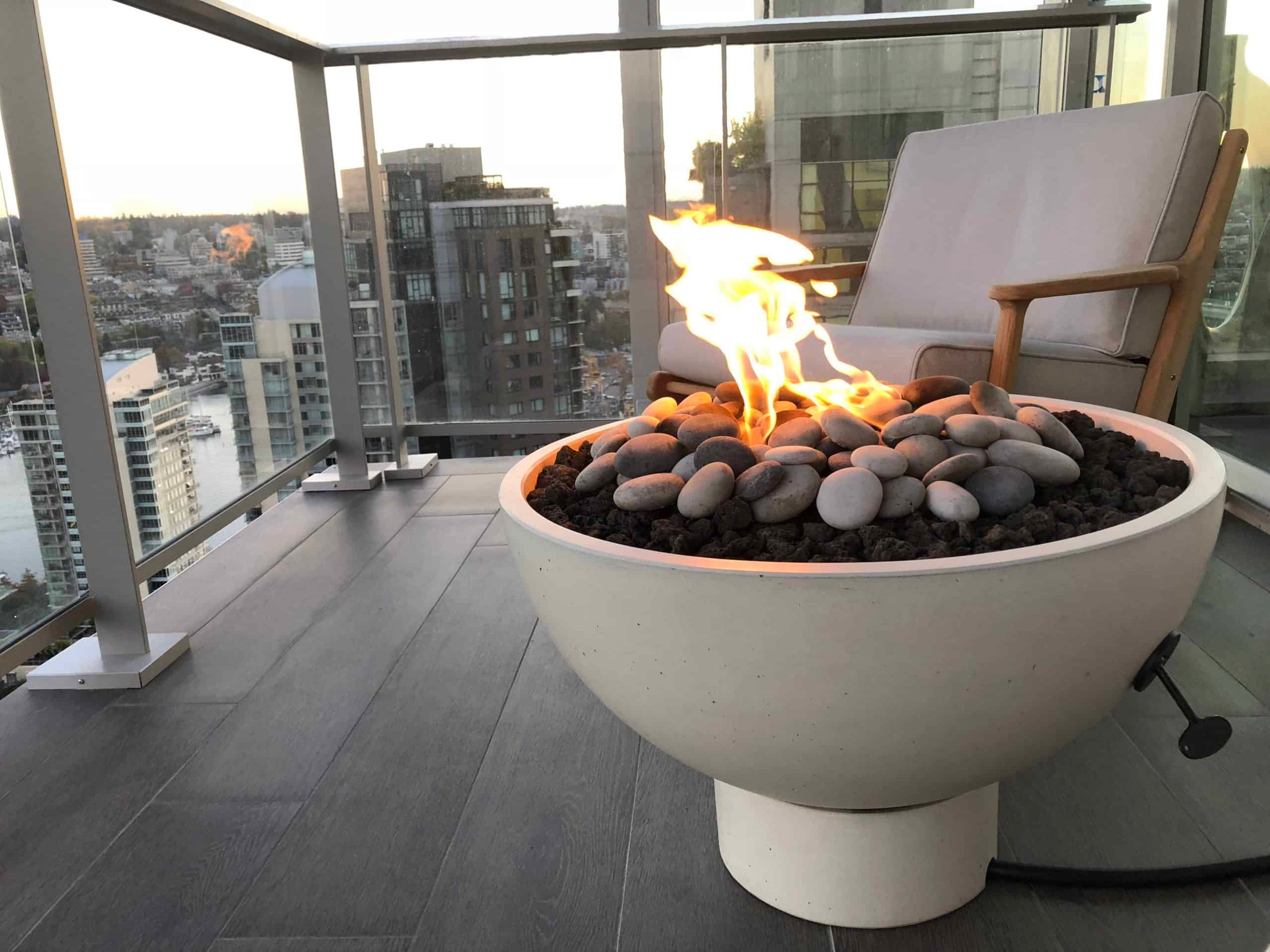 Solus Decor Hemi Firebowl - Versatile Outdoor Fire Pit — Backyard Oasis